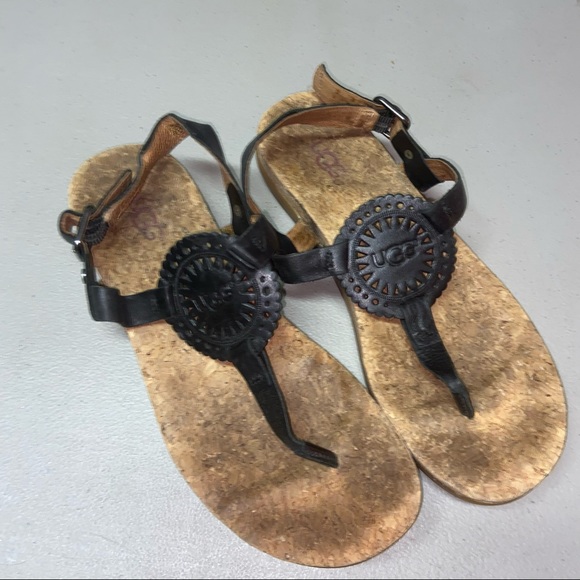 UGG | Shoes | Ugg Black Medallion Sandals | Poshmark